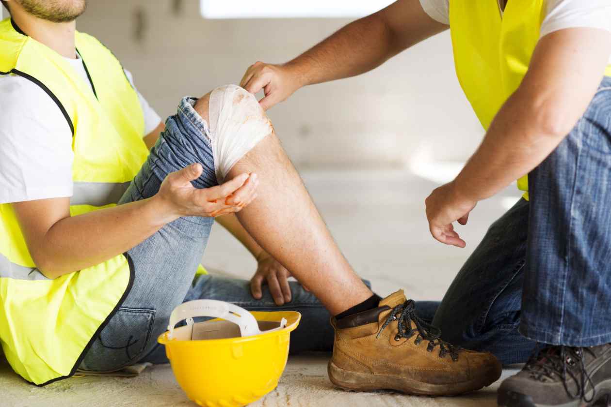 Top Steps to Take When Hurt on the Job - 1800THELAW2