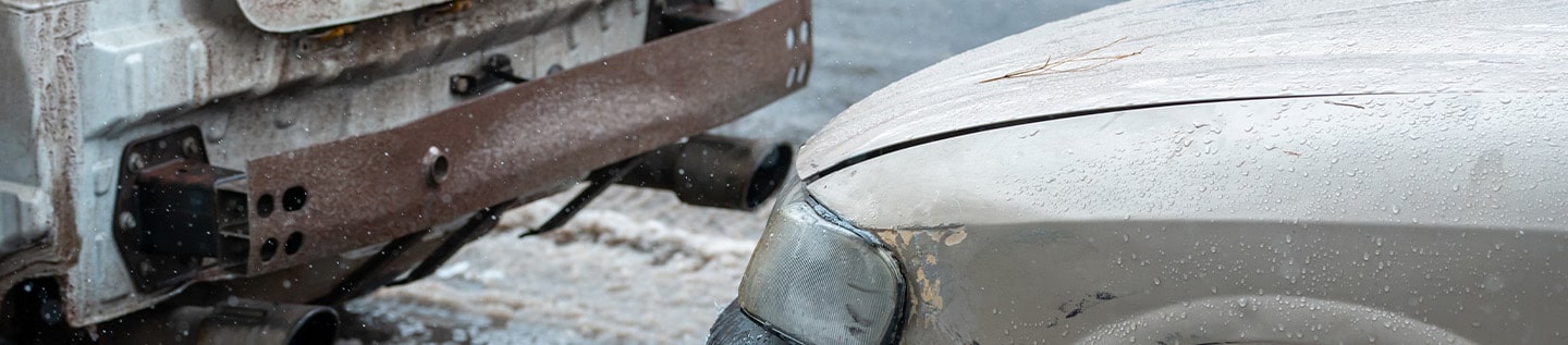 How to Tell Who Sideswiped Who: Key Tips for Determining Fault ...